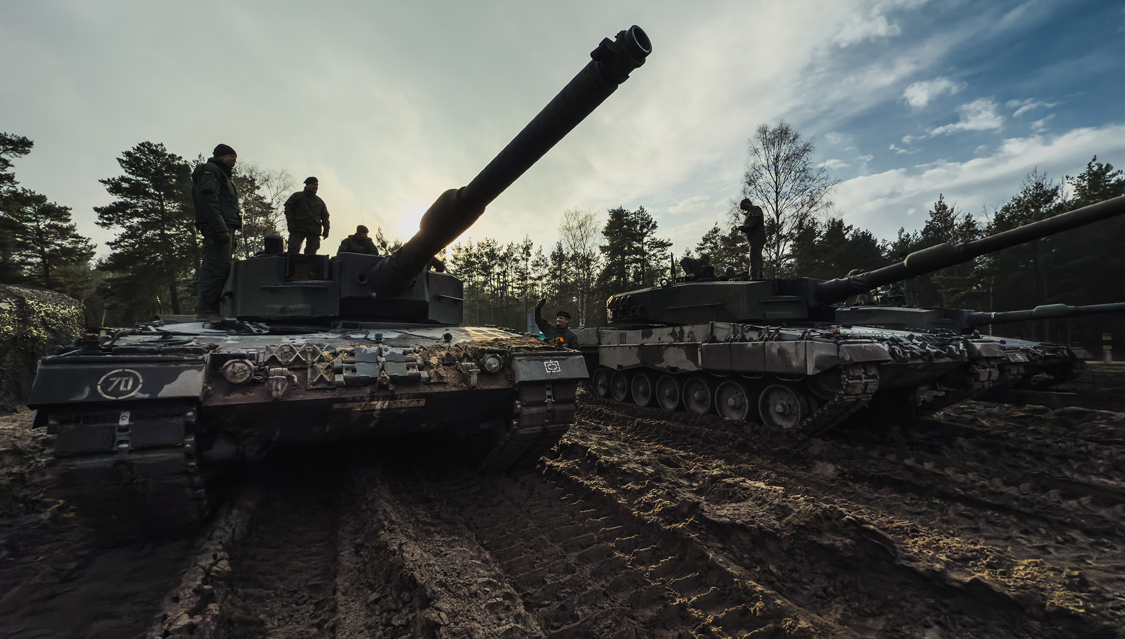 LENS! | 04 | Defensiekrant