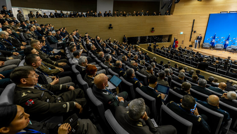 ‘Reservist worden moet doodnormaal zijn’ | 03 | Defensiekrant