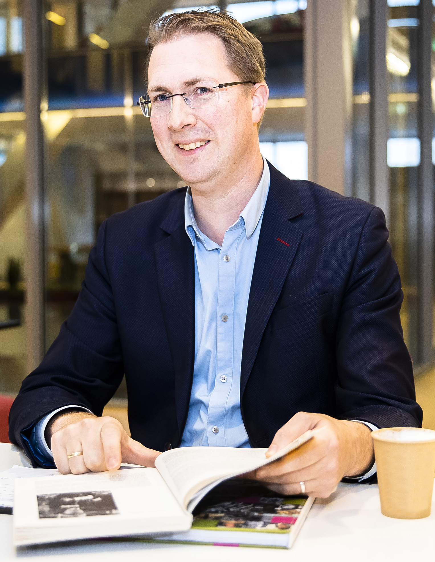 Gelijke kansen dankzij strijdbare vrouwen | 03 | Alle Hens