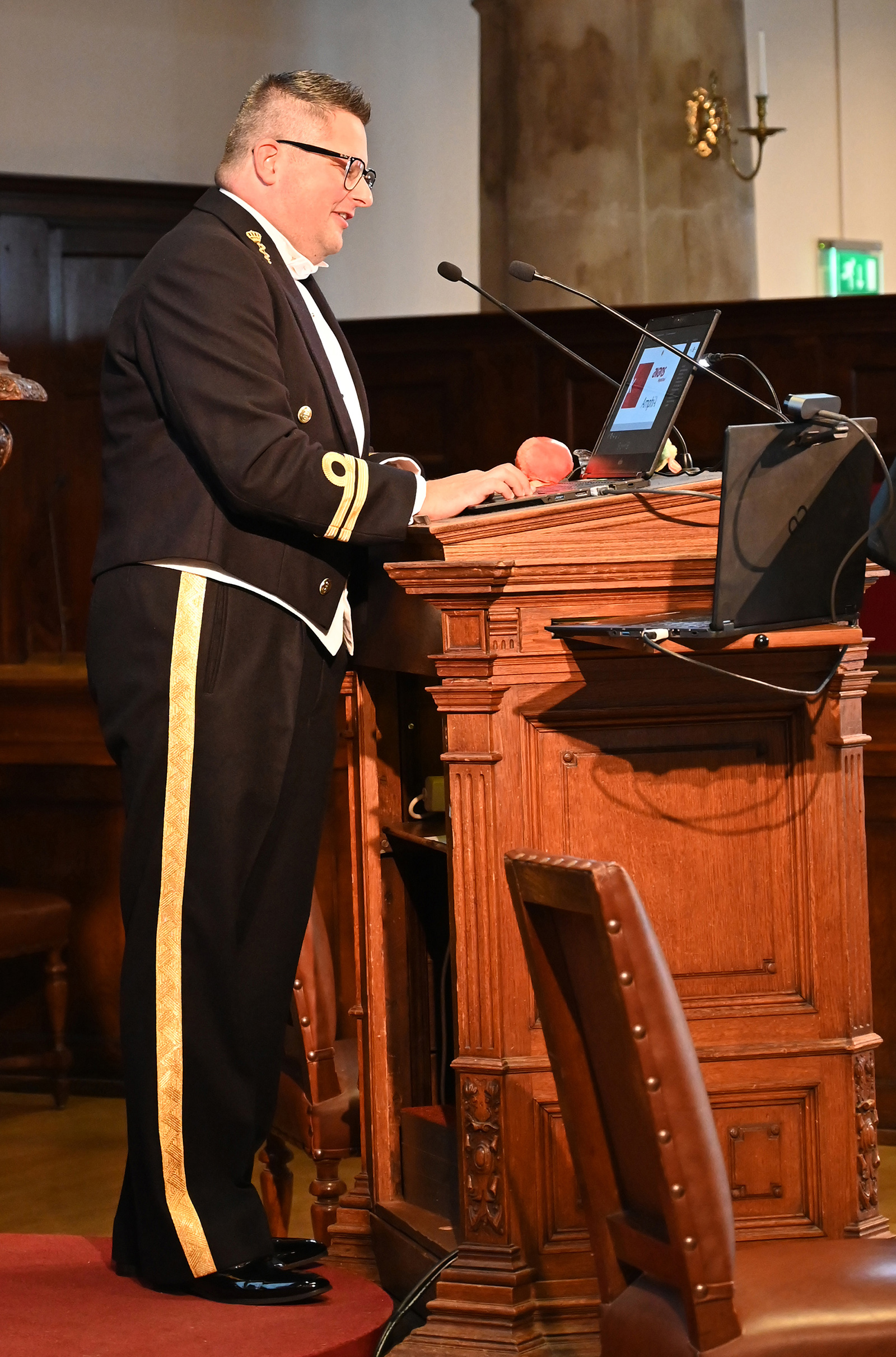 Wie beschermt de beschermers? | 06 | Alle Hens