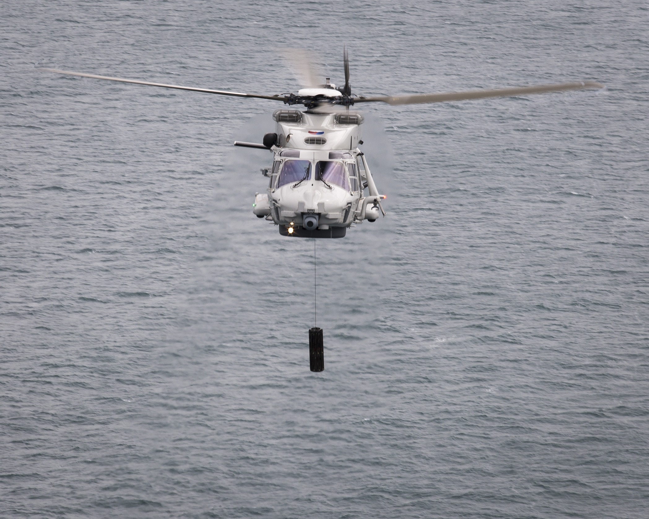 Van Amstel en NH90 slijpen de messen | 04 | Alle Hens