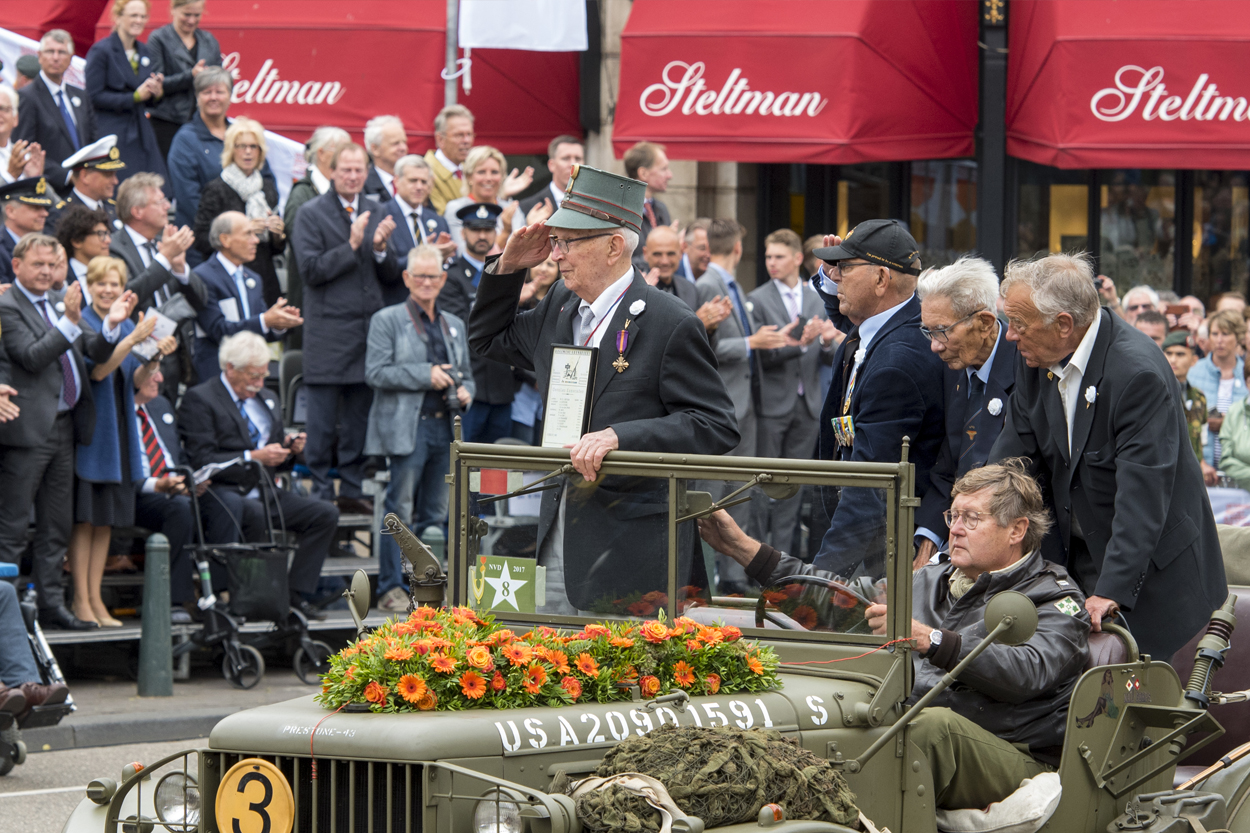 De dag der verschrikking | 03 | Landmacht