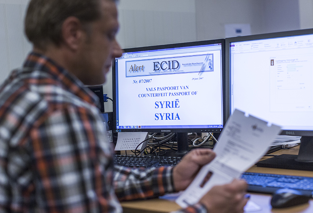 Snelle actie JIVC en OPS voor aanmeldcentrum | 09 | Materieelgezien