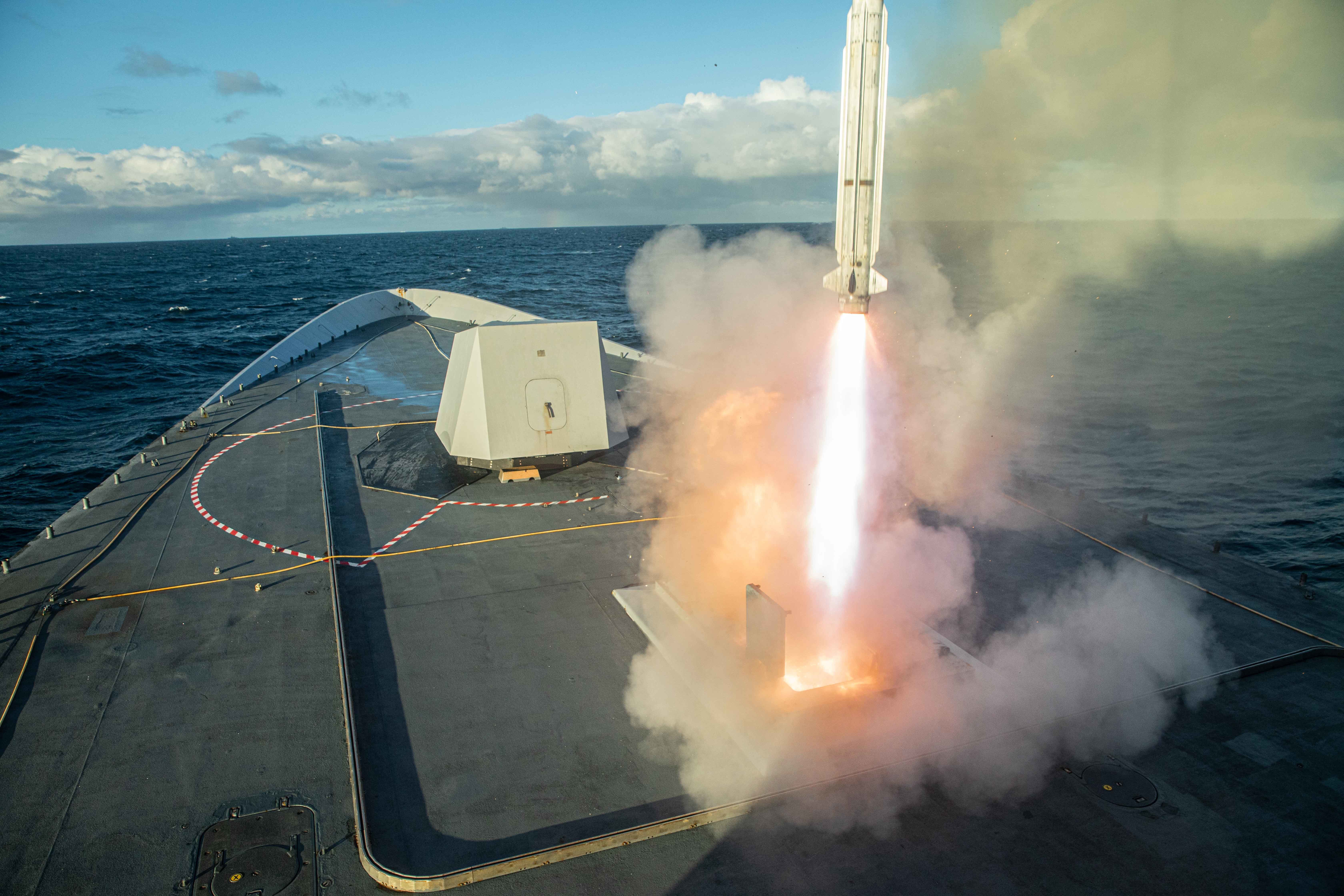 Dit is de Evolved Sea Sparrow Missile Block 2 | Materieelgezien