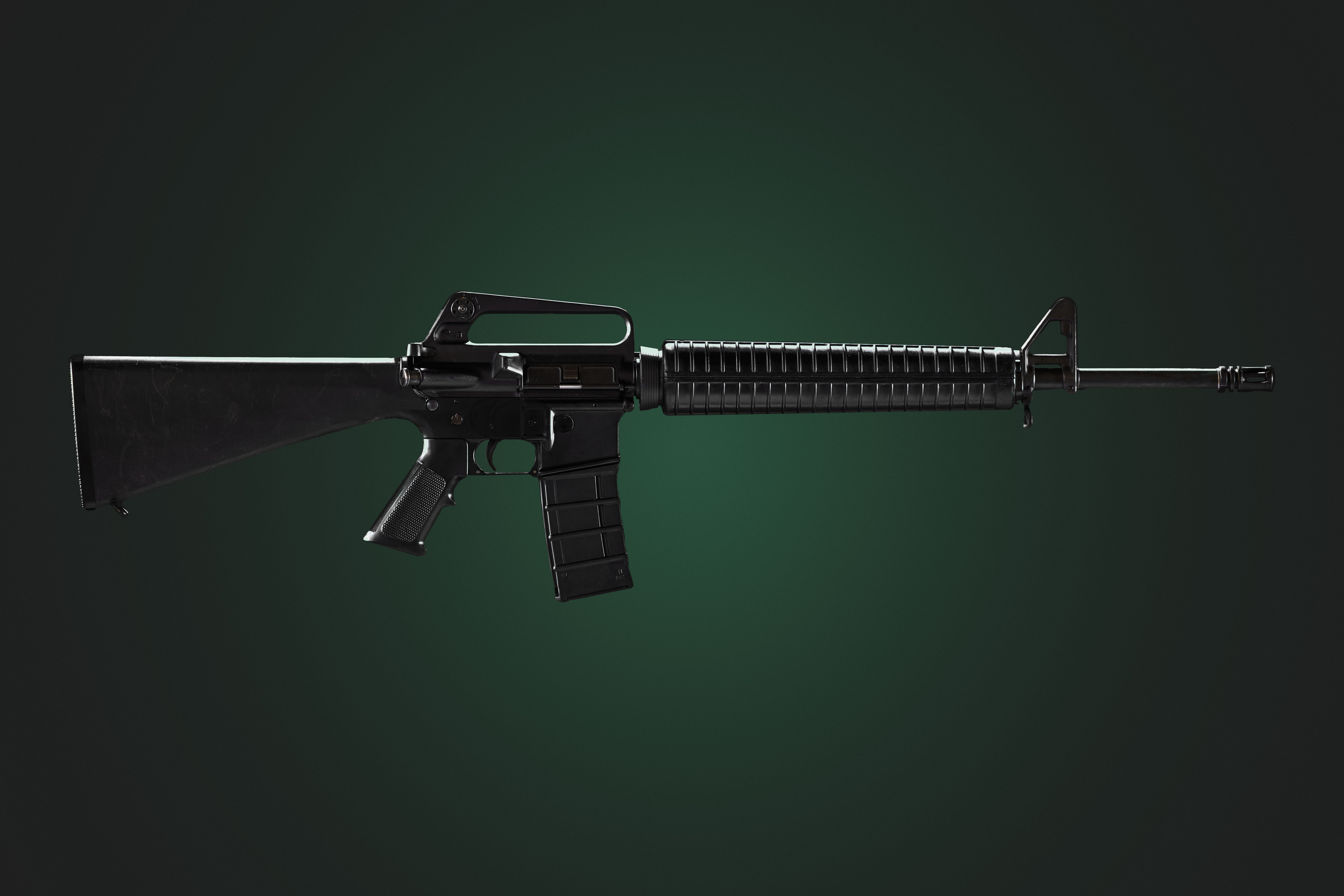 Materieel van toen: FAL, Uzi en Diemaco | Materieelgezien