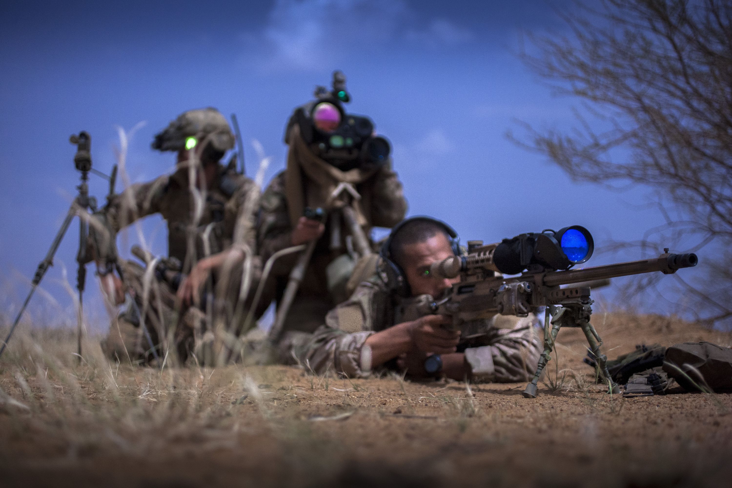 Mijn Materieel: scherpschuttersgeweer Accuracy AX 338 | Materieelgezien